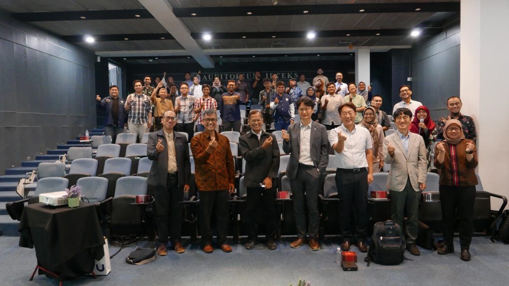 Joint Seminar Between PPTIK ITB and Digital-X AIoT Research Center ...